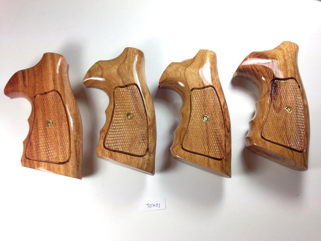 New Taurus Model 82 M82 .38 Special SPL. 4 inch Hardwood Wood Checkere ...